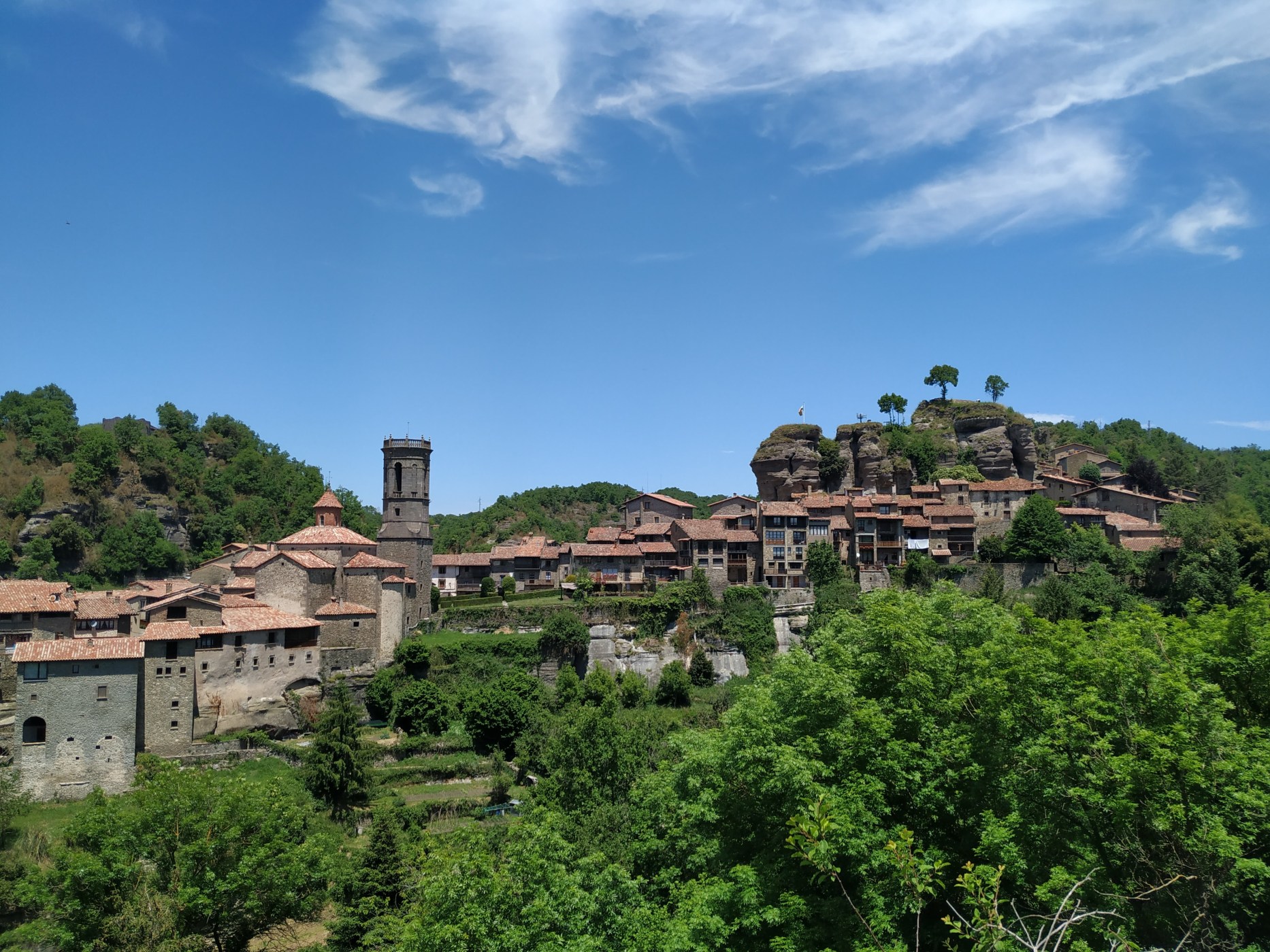 Rupit hiking tour | Collsacabra cliffs guided tour | Book online